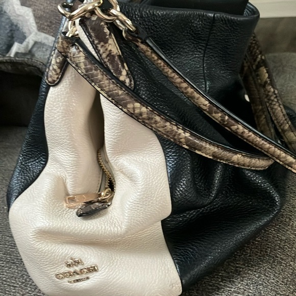 Coach | Bags | Coach Phoebe Black And White Pebbled Leather Shoulder ...